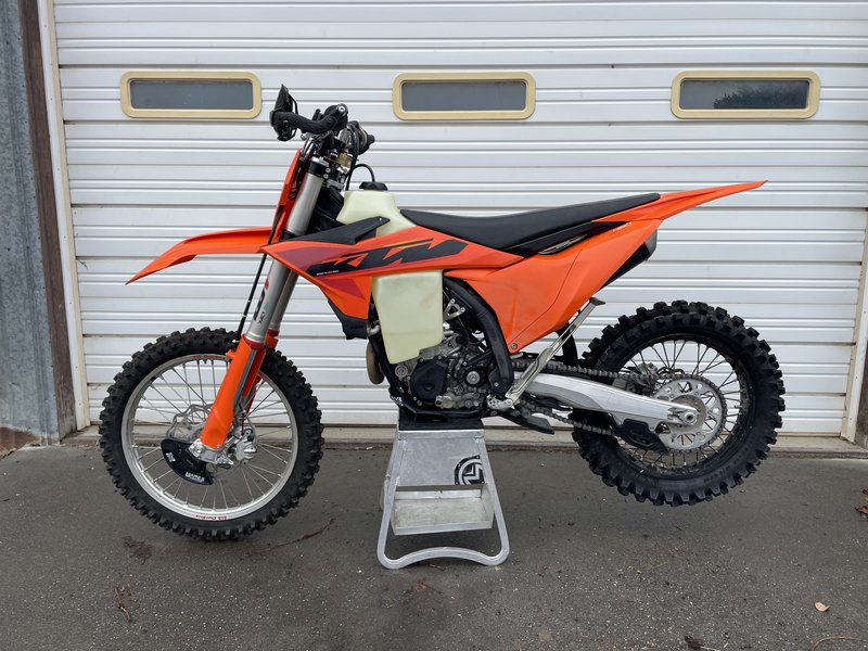 UNLTD Off-Road Racer - Craig Janett